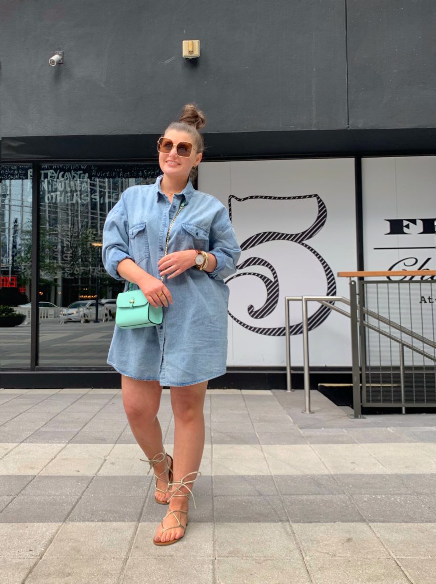8 WAYS TO WEAR A DENIM DRESS: THE RULE OF 5