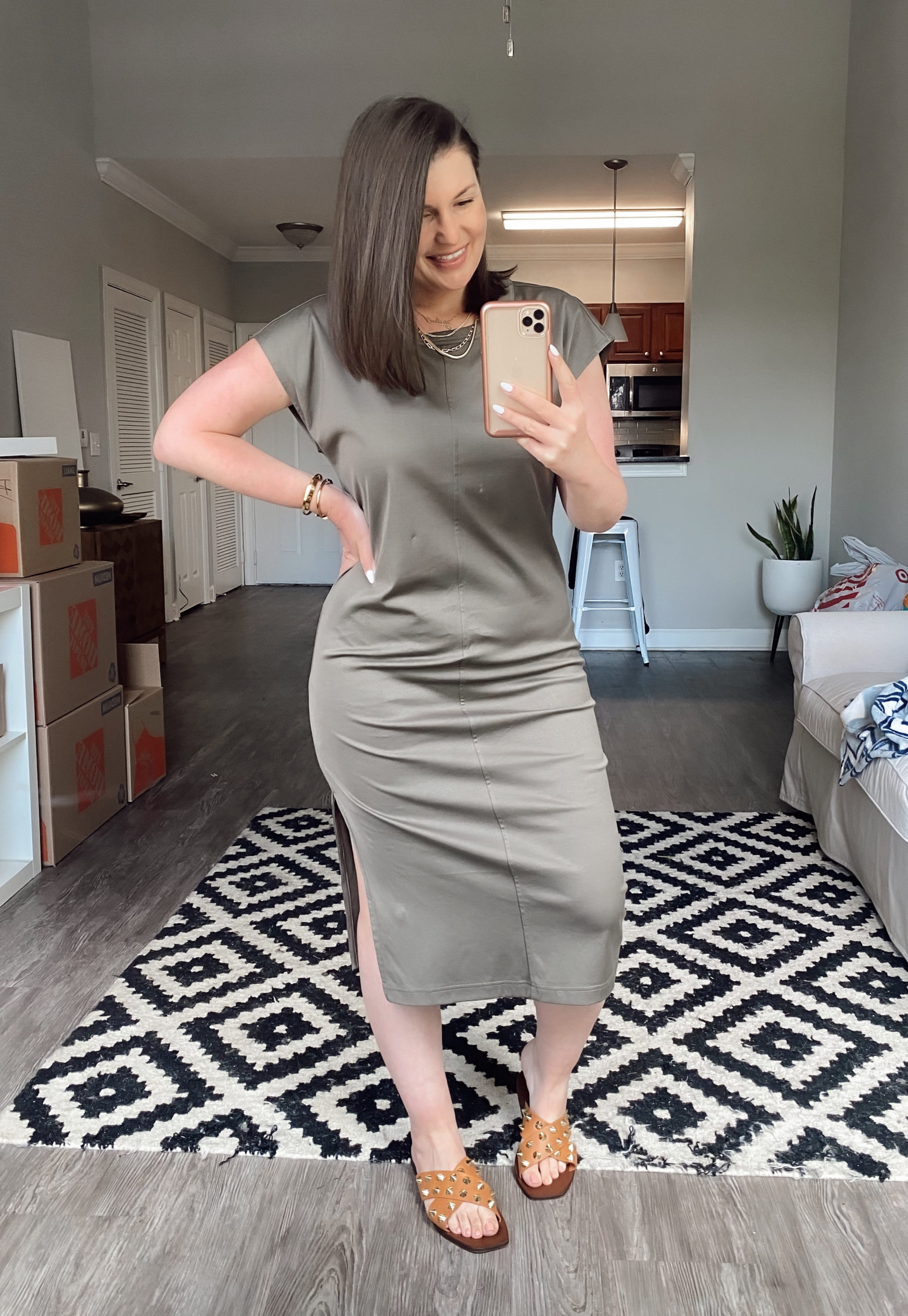 5 WFH LOOKS TO LOOK CHIC + KEEP YOU COMFORTABLE